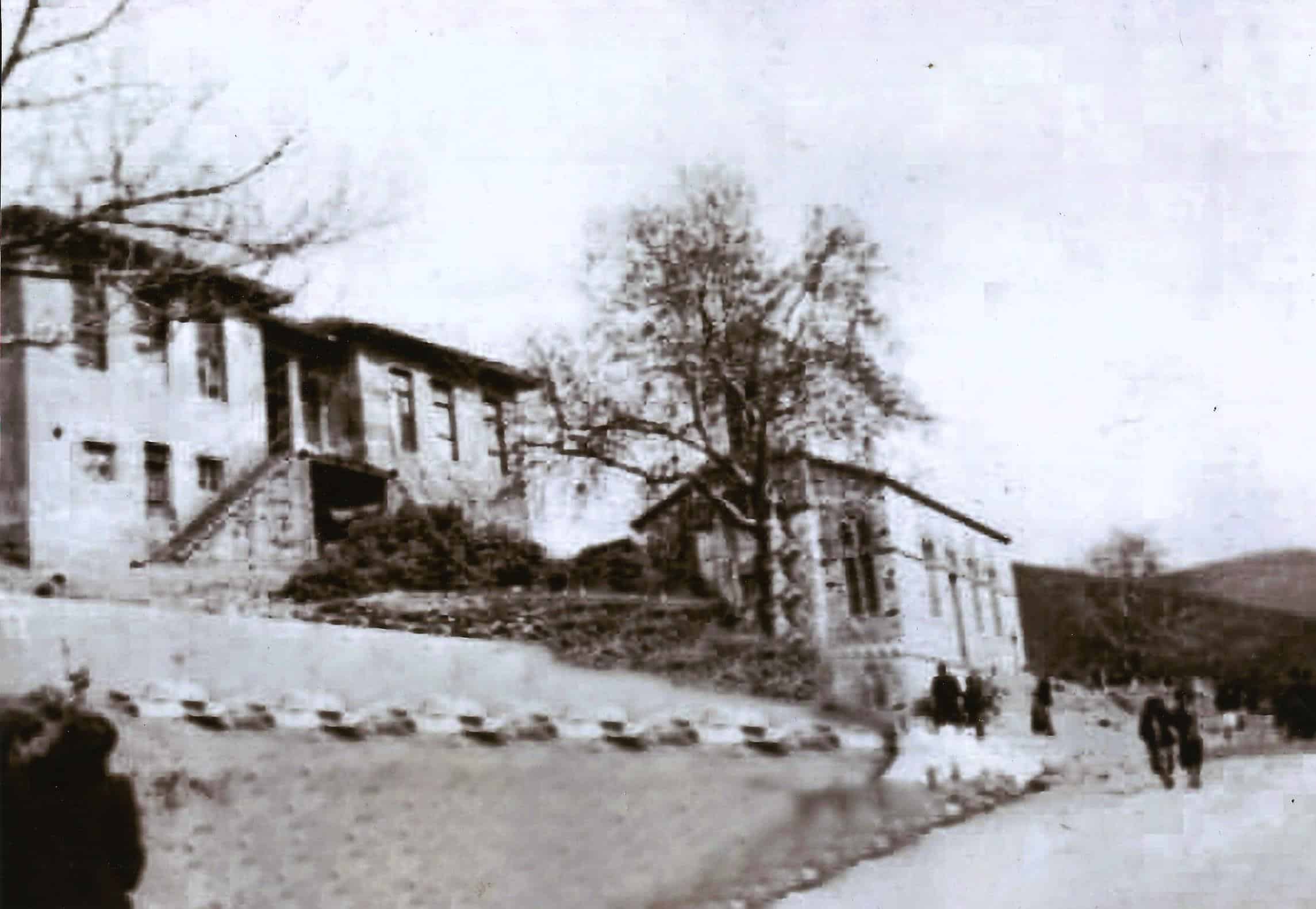 Η ΣΤΑΣΗ ΤΗΣ ΚΑΛΗΝΥΧΤΑΣ - Ζυγός Καβάλας, η ιστοσελίδα του χωριού μας!